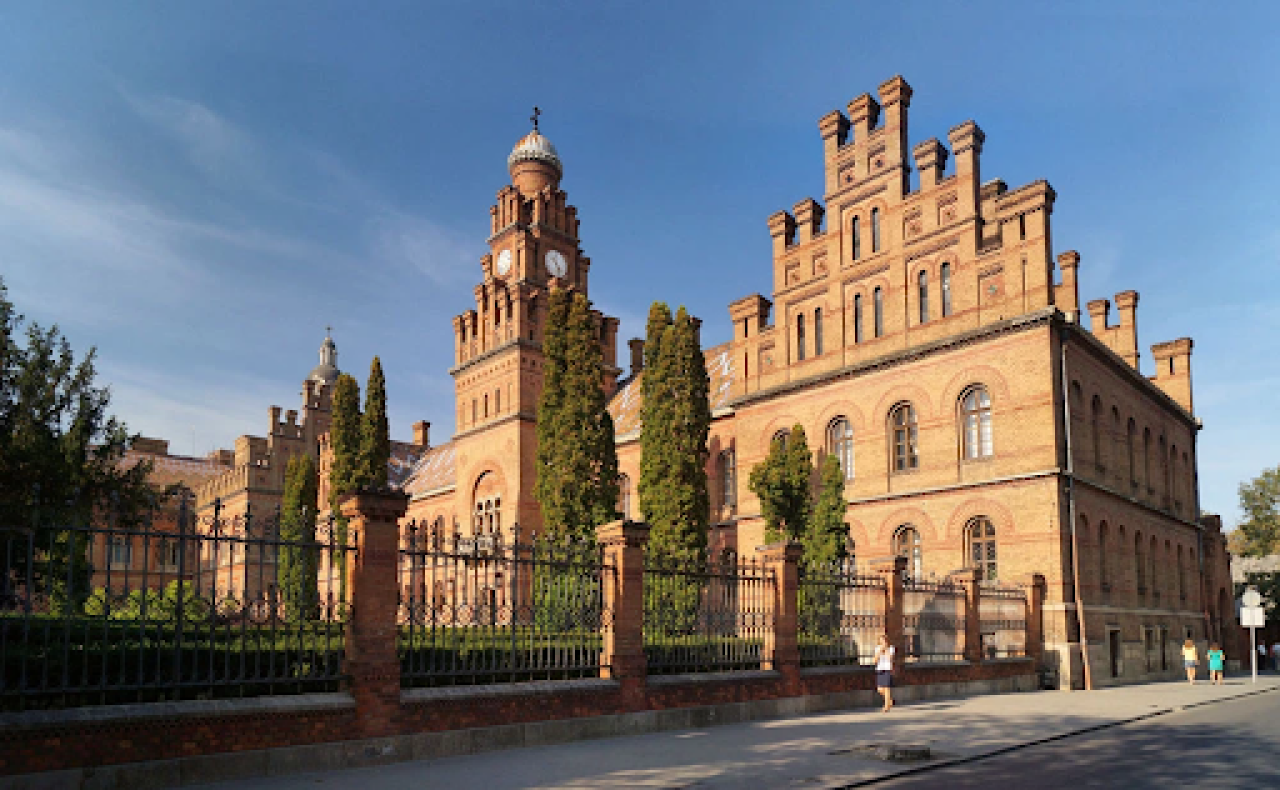 Гарні місця в Чернівцях: відкрий перлини Буковини 2025 - Gelios